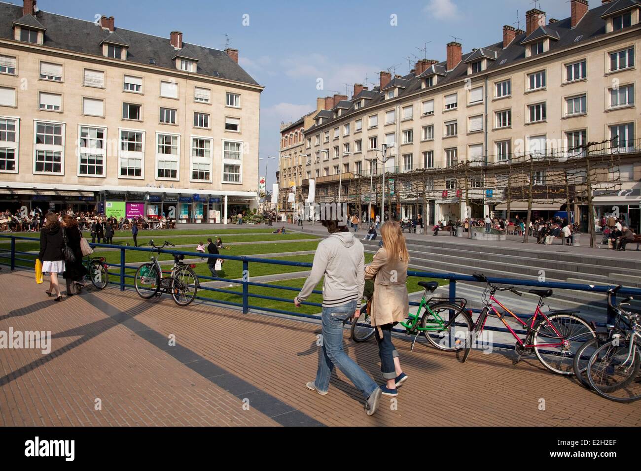 Place gambetta hi-res stock photography and images - Alamy