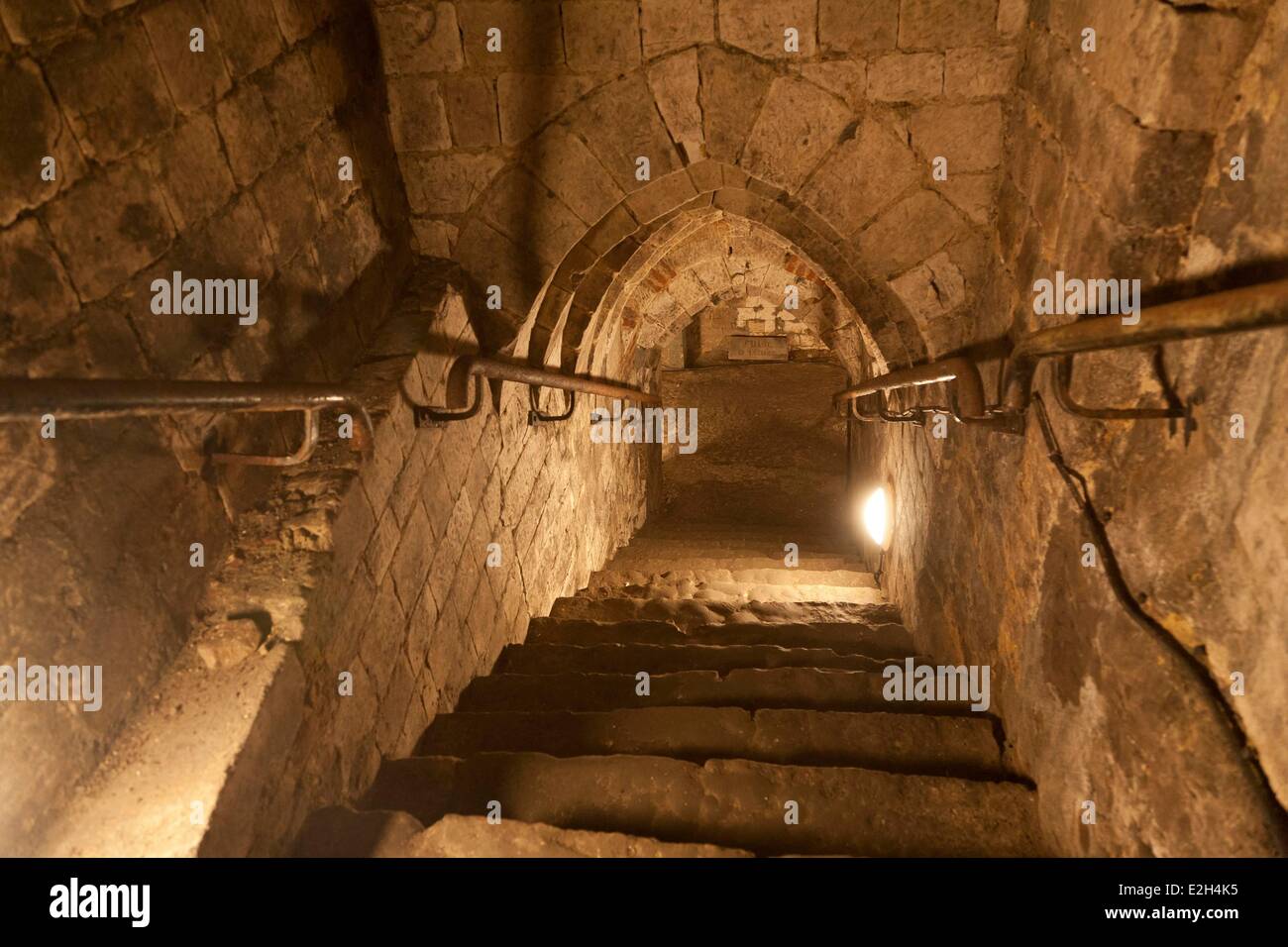 Underground prison hi-res stock photography and images - Alamy