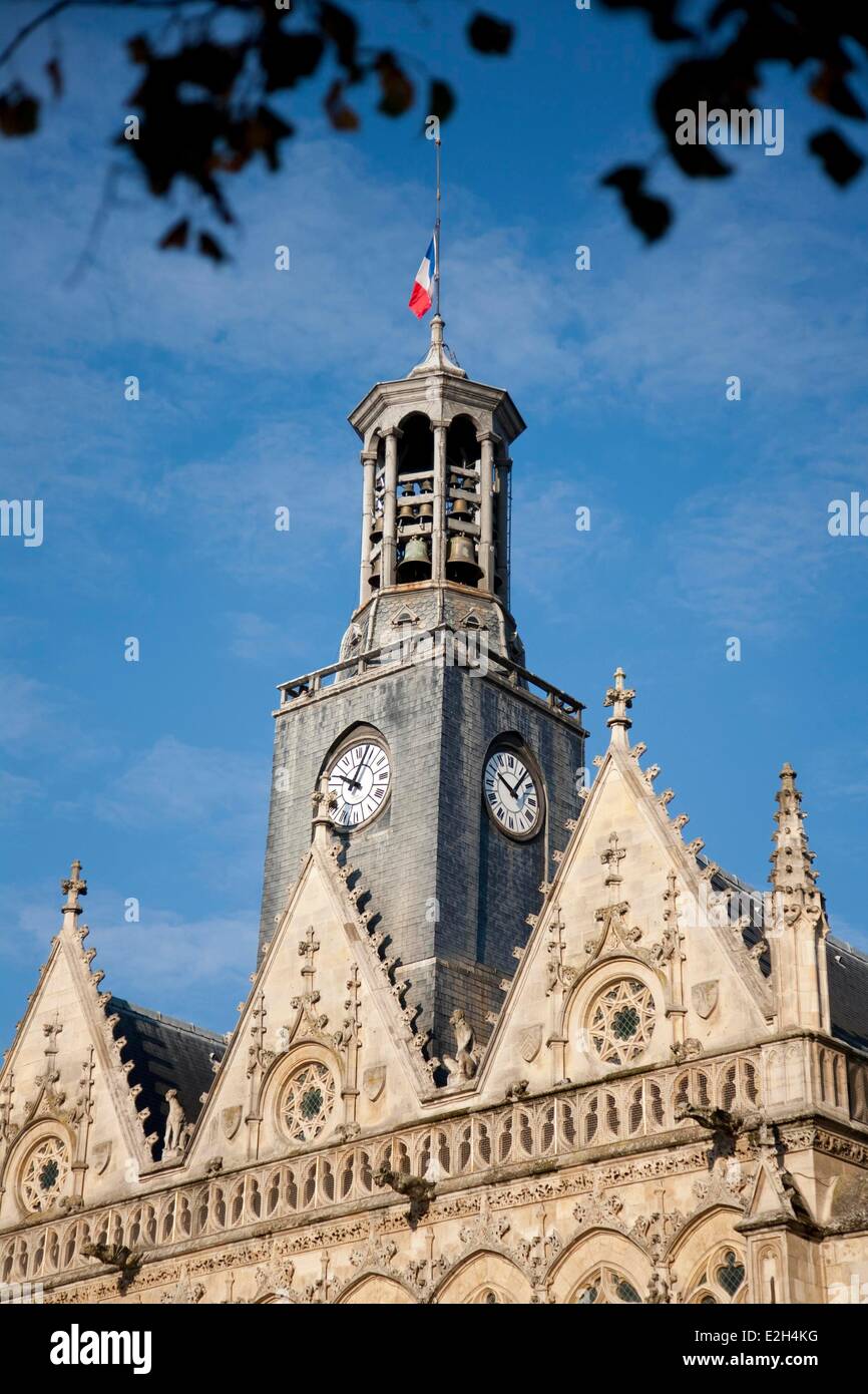 France Aisne Saint Quentin Campanile Hotel City Stock Photo - Alamy