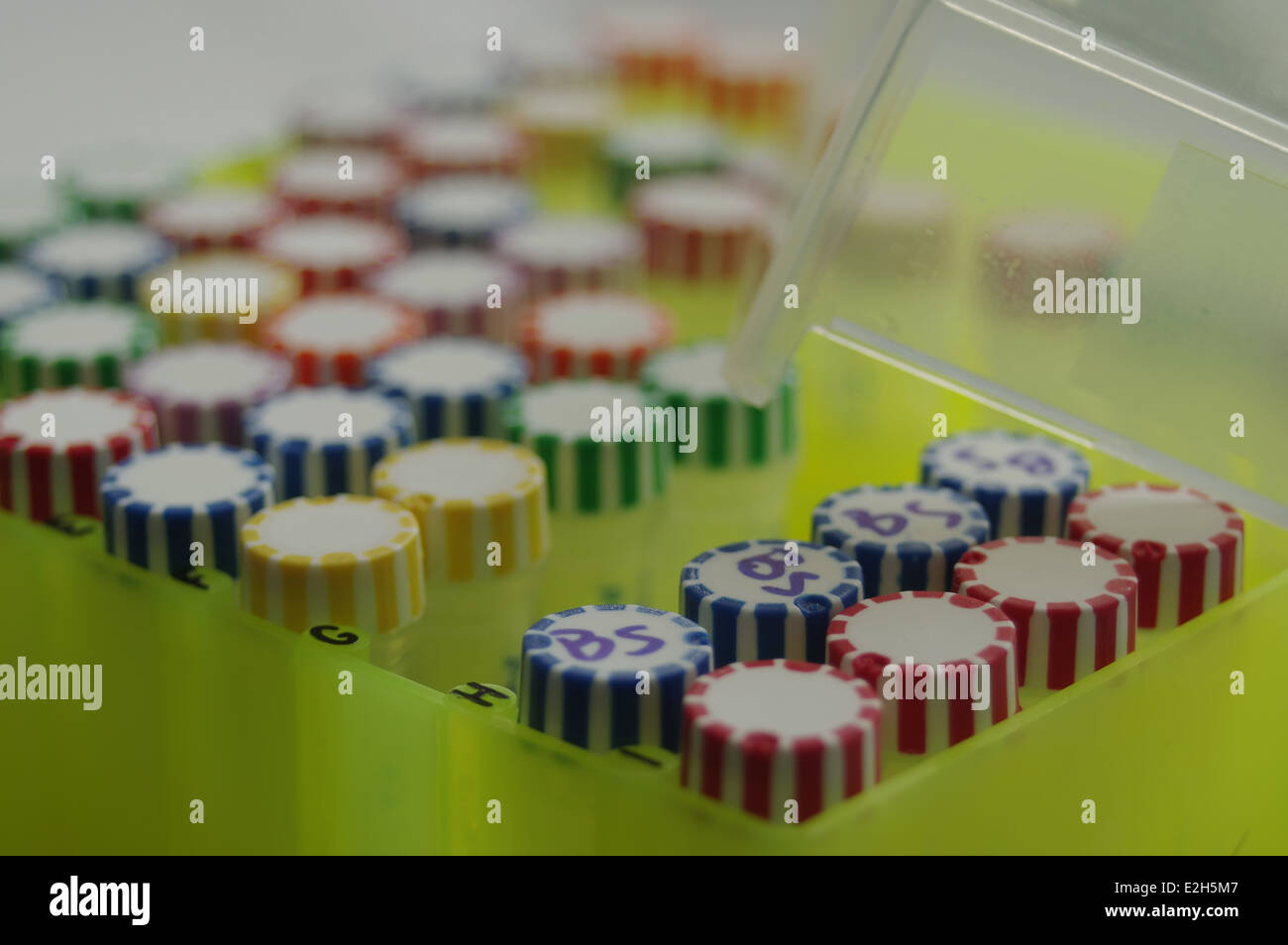 Vials yellow hi-res stock photography and images - Alamy