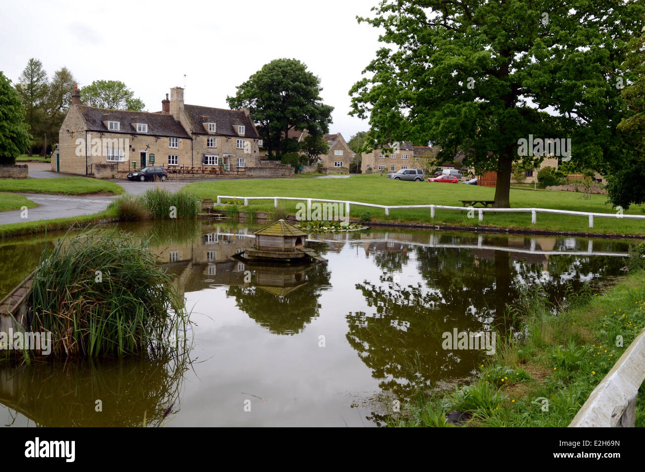 The village pond, Barrowden, Rutland Stock Photo - Alamy