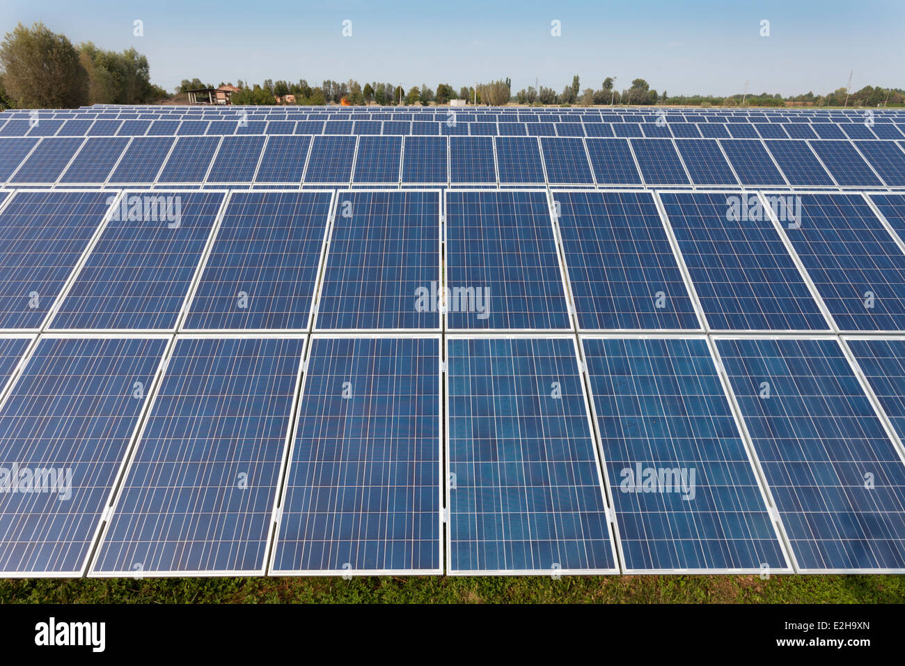 Photovoltaic solar power station Stock Photo - Alamy