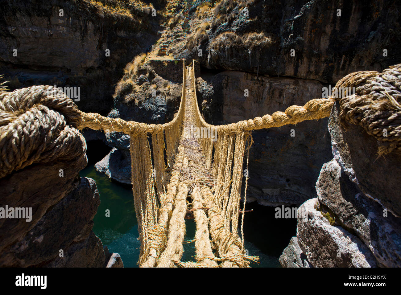Qu'eswachaka suspension bridge, rope bridge made of woven Peruvian ...