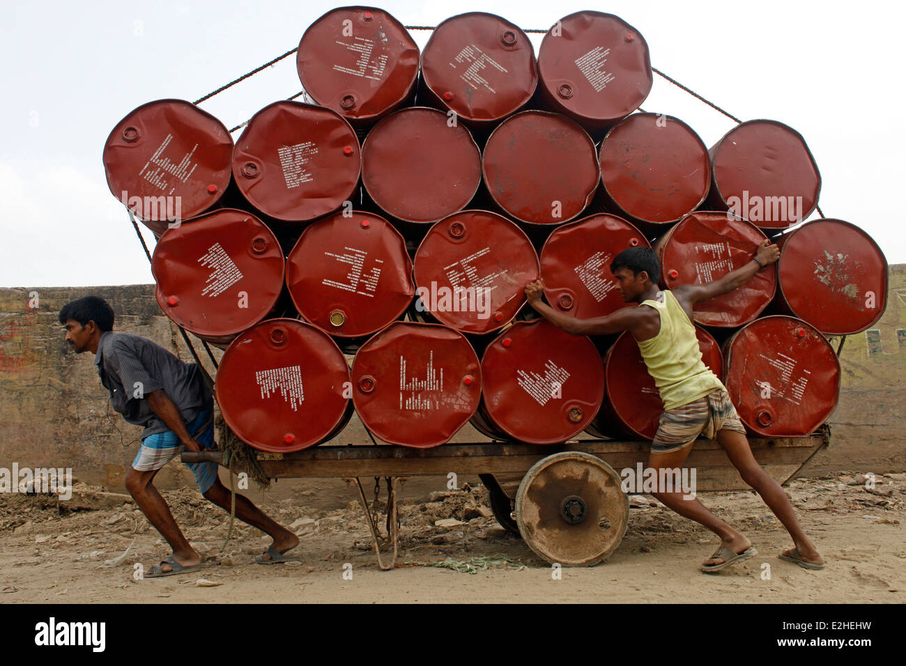 Daily labor hi-res stock photography and images - Alamy