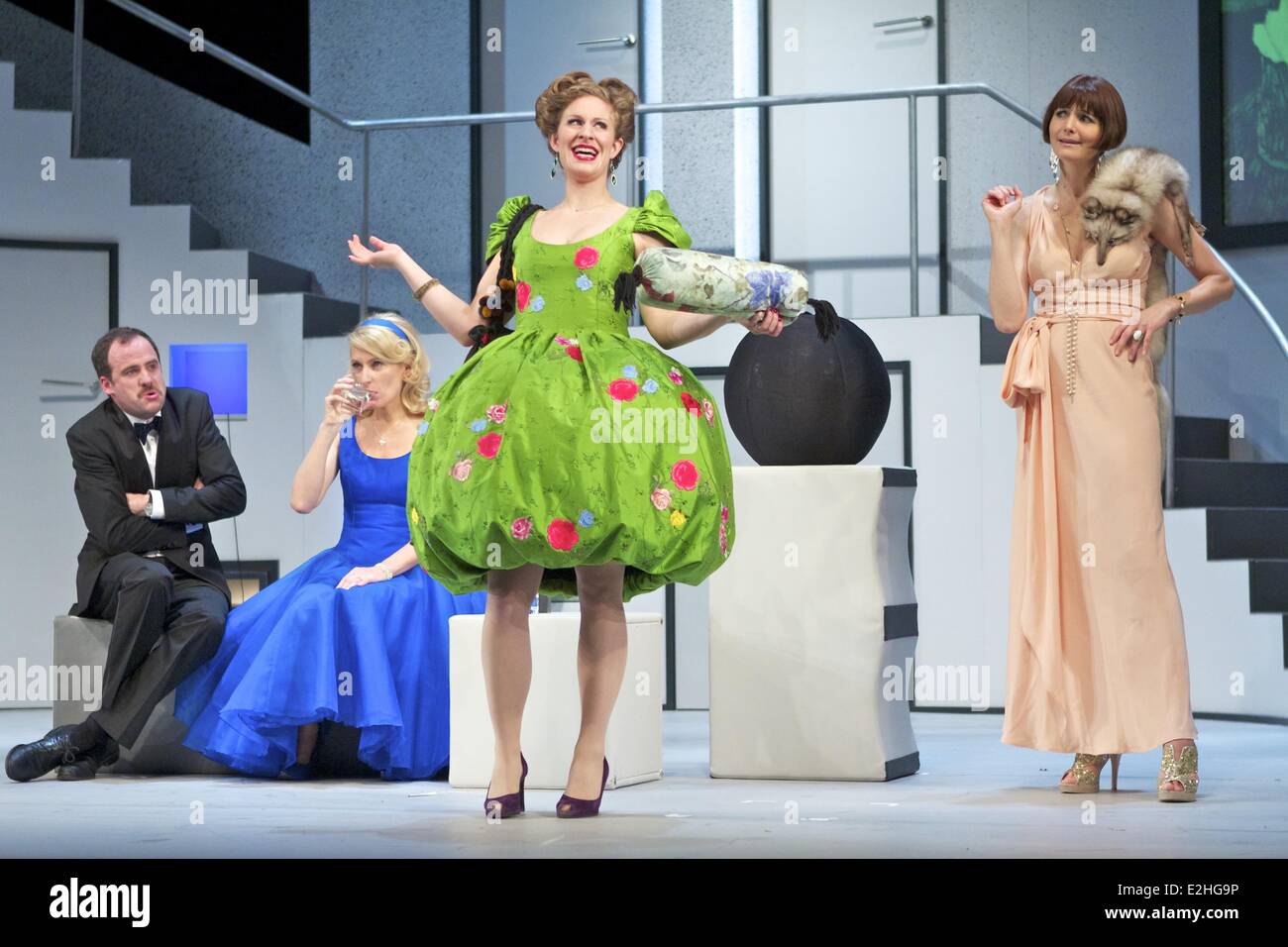 Maria Furtwängler, Alessija Lause, Nicole Marischka at a photocall for ...