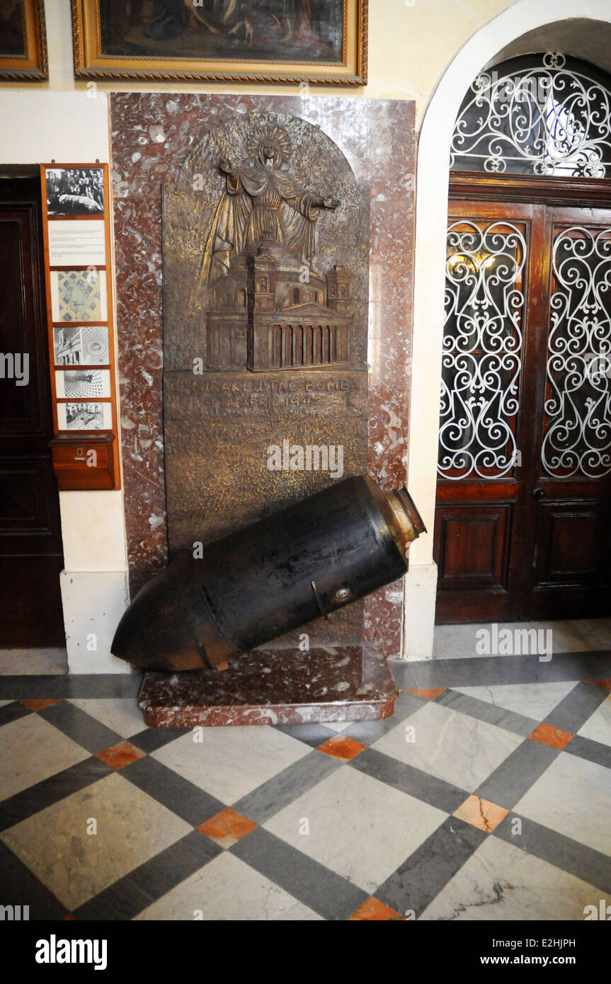 Replica of Bomb that fell in Mosta Rotunda 1942 but did not explode ...