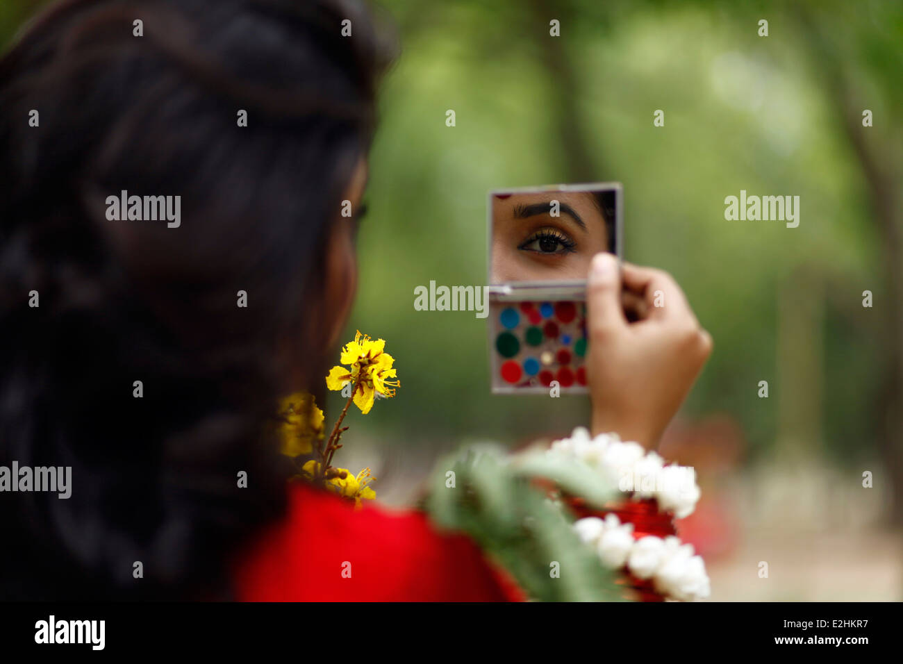 Bangladeshi beautiful girl hi-res stock photography and images - Alamy