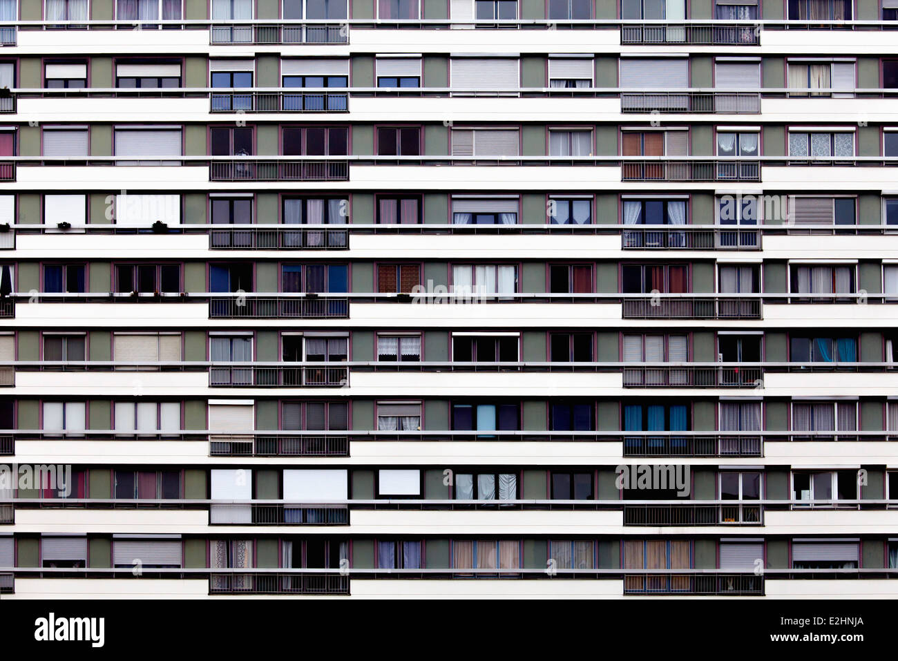 Modern building facade, full frame Stock Photo - Alamy