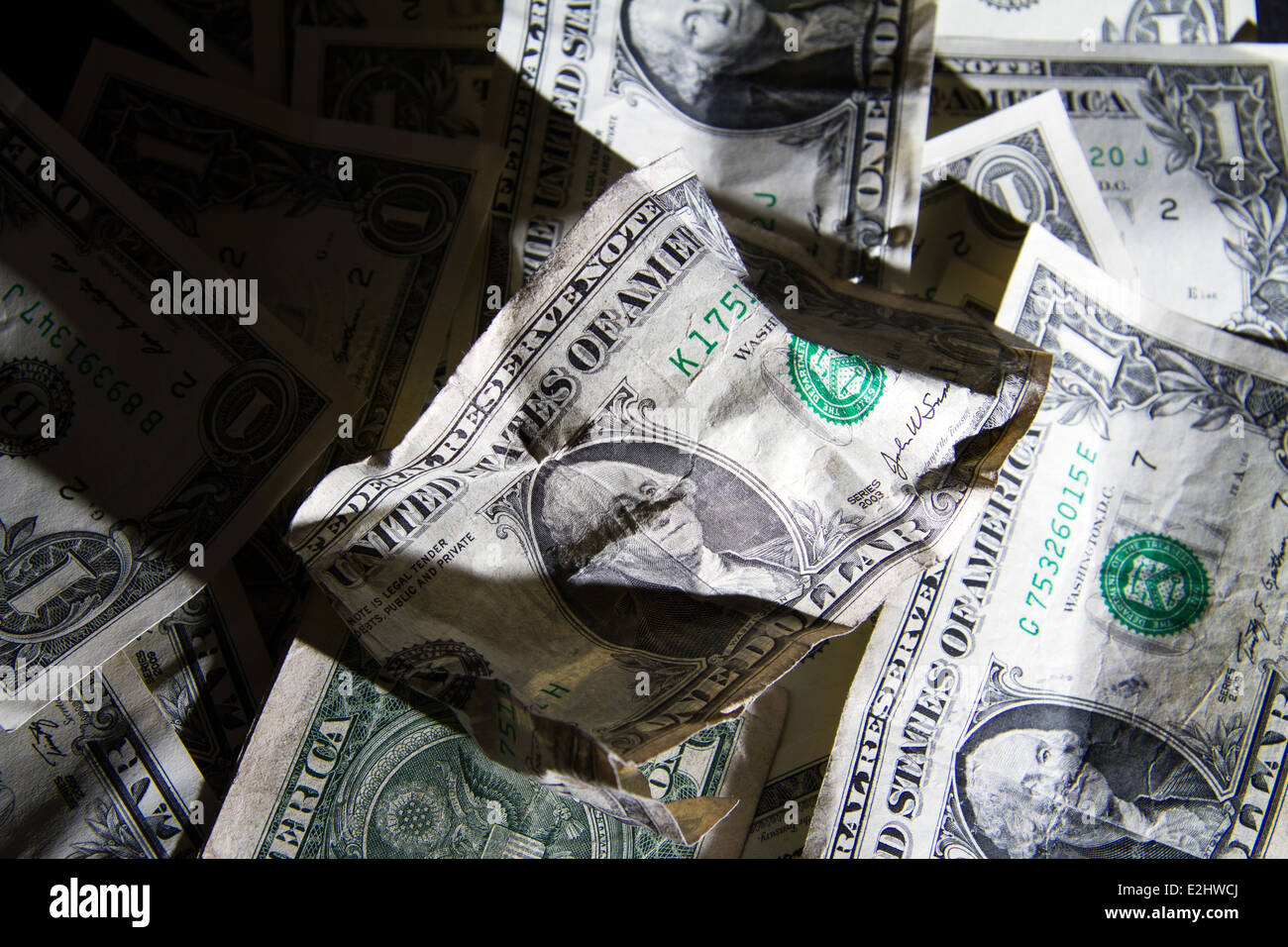American money pile hi-res stock photography and images - Alamy