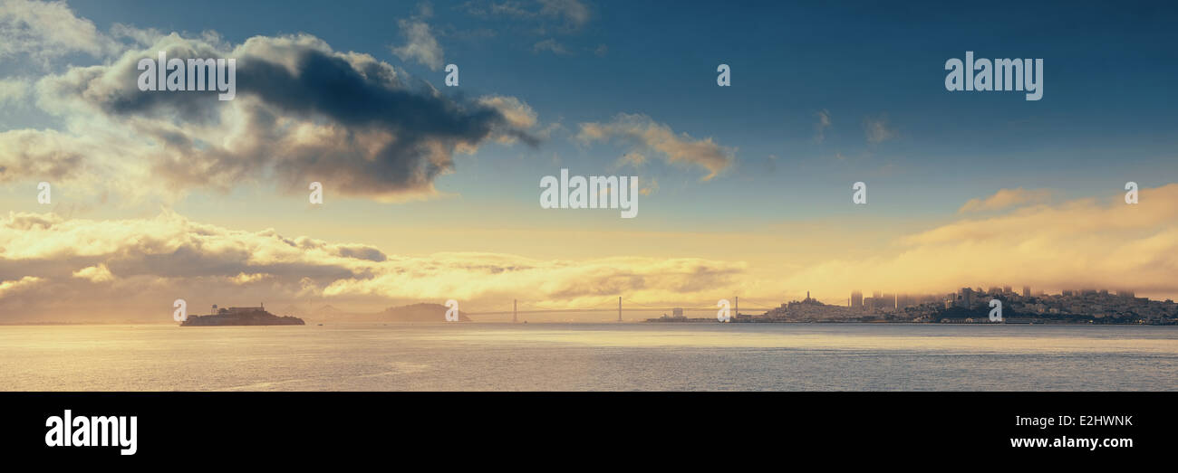 Alcatraz Island and San Francisco panorama over Pacific Ocean Stock ...