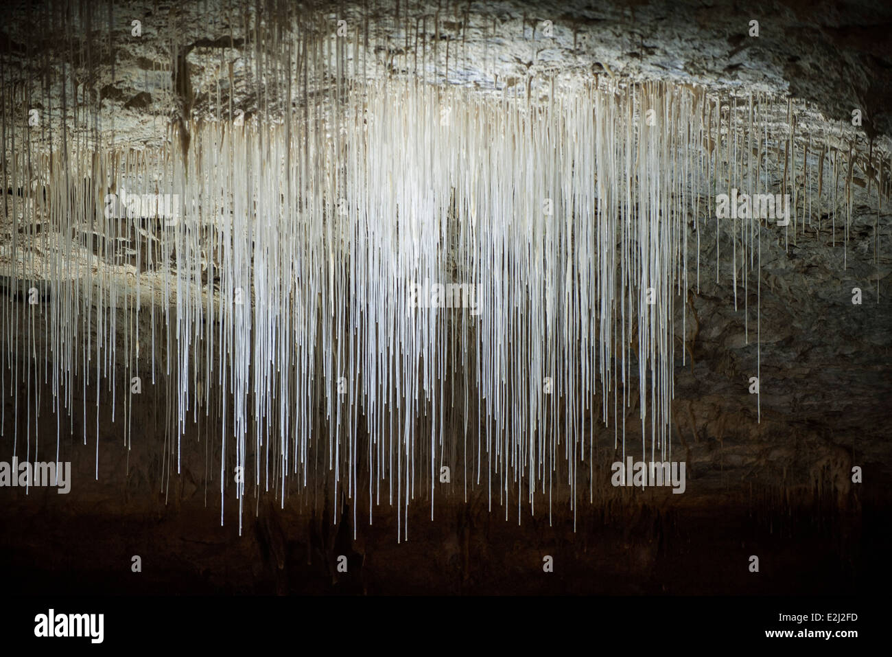 Rock formation and cave hi-res stock photography and images - Alamy