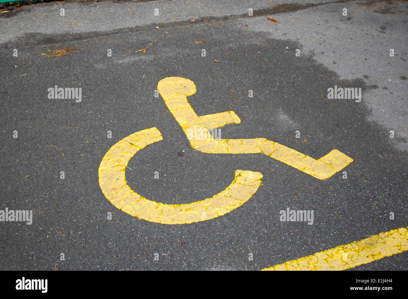 wheelchair road sign Stock Photo - Alamy
