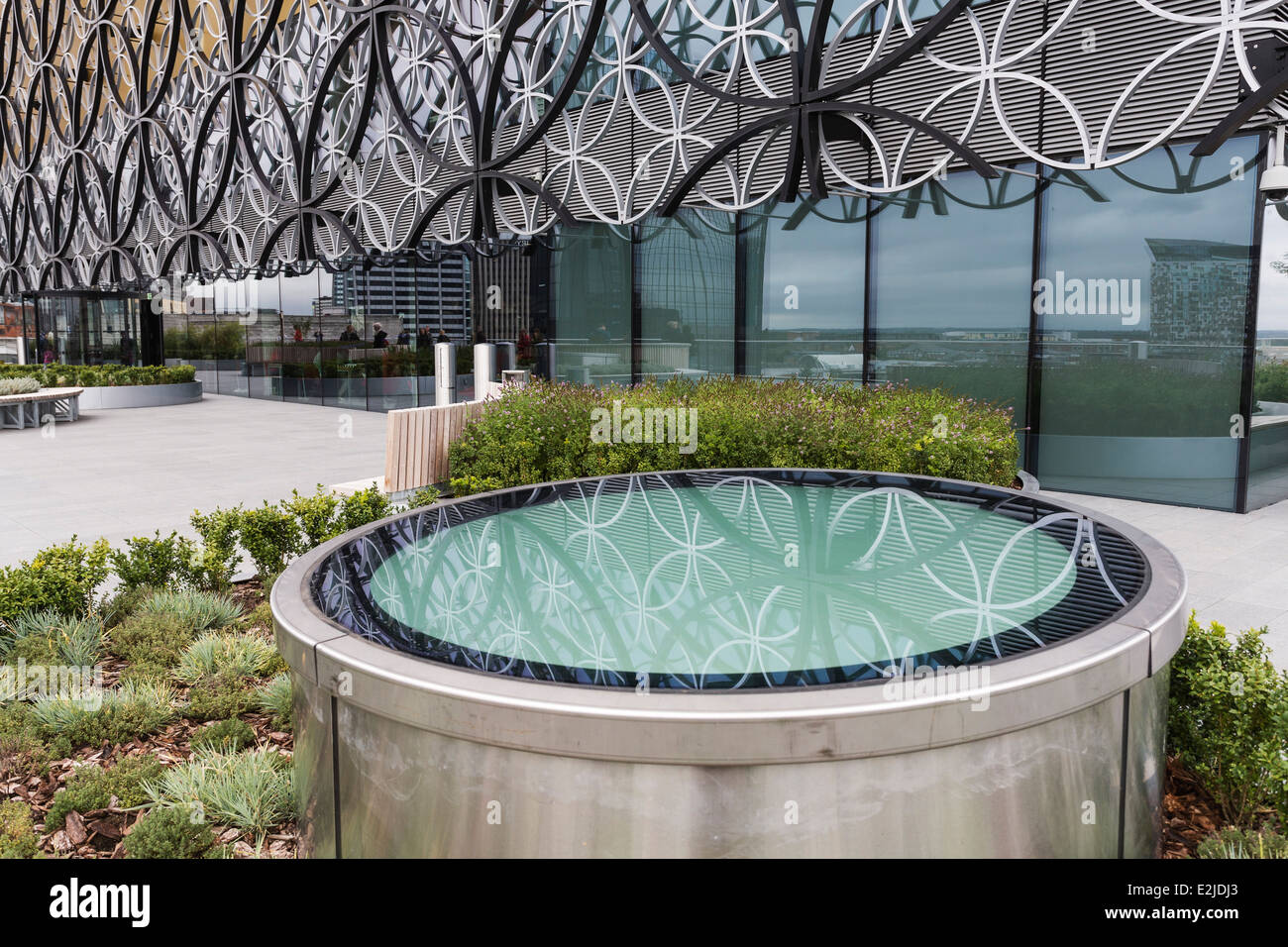 Birmingham library roof garden hi-res stock photography and images - Alamy