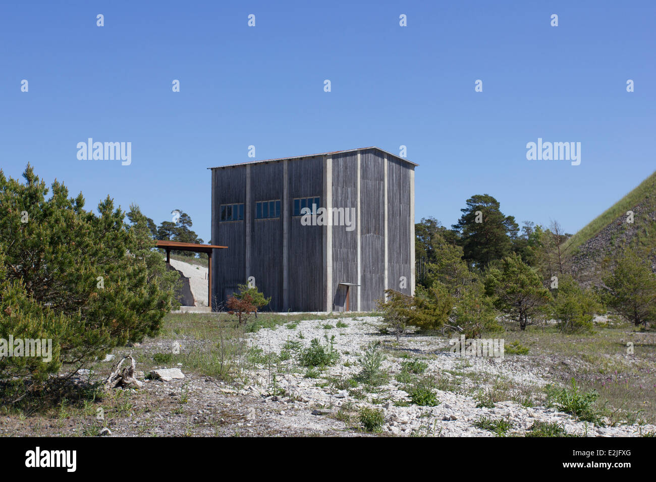 Limestone building backdrop hi-res stock photography and images - Alamy