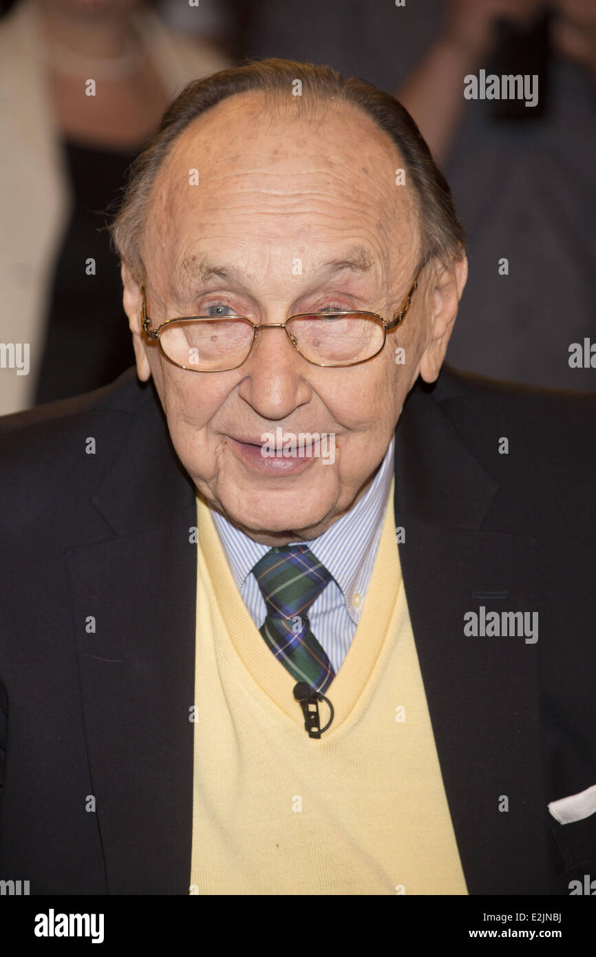 Hans-Dietrich Genscher on German ZDF talkshow Markus Lanz. Where ...