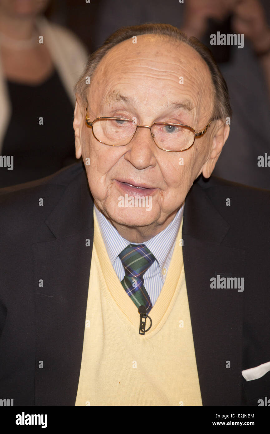 Hans-Dietrich Genscher on German ZDF talkshow Markus Lanz. Where ...