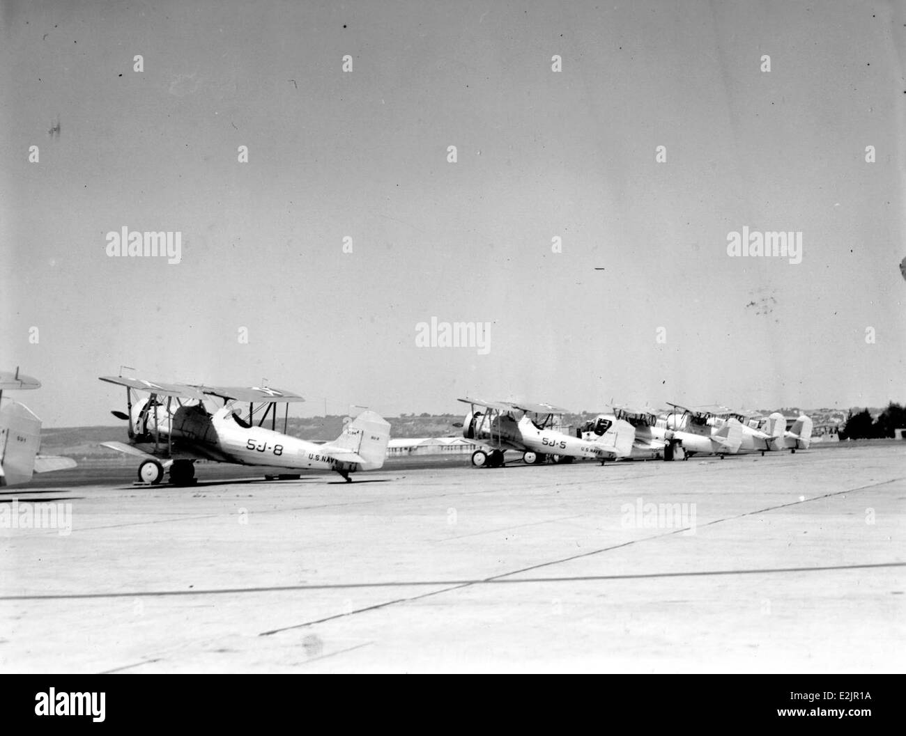 The Vought SU-2 was a naval dive bomber used by the U.S. Navy. This ...