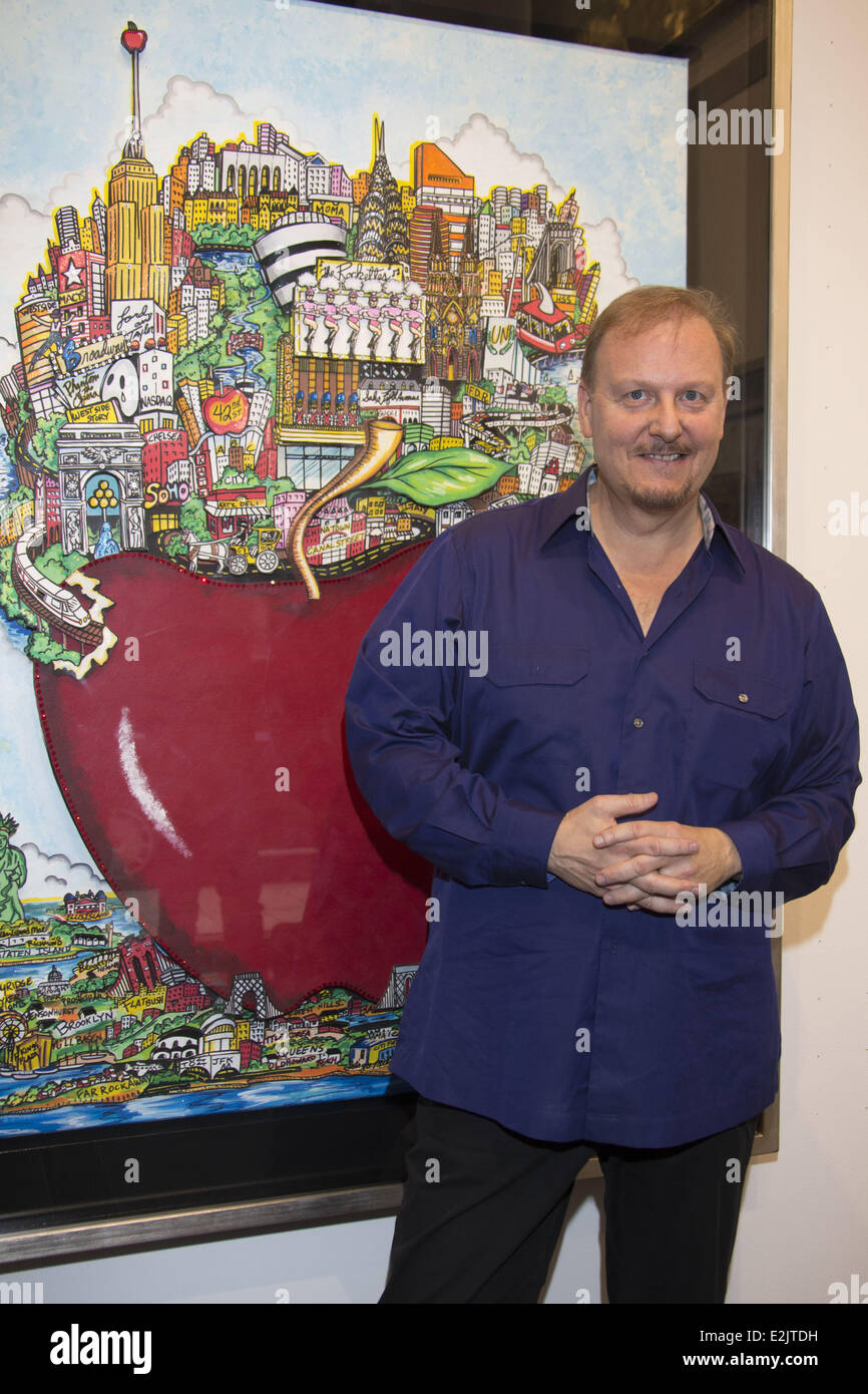 Charles Fazzino at Charles Fazzino exhibition at Galerie Mensing. Where ...