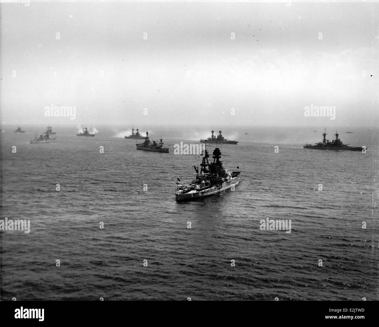 Historical u s naval ships hi-res stock photography and images - Alamy