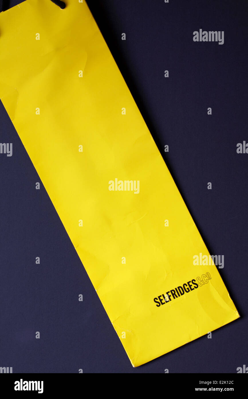 Selfridges logo hi-res stock photography and images - Alamy