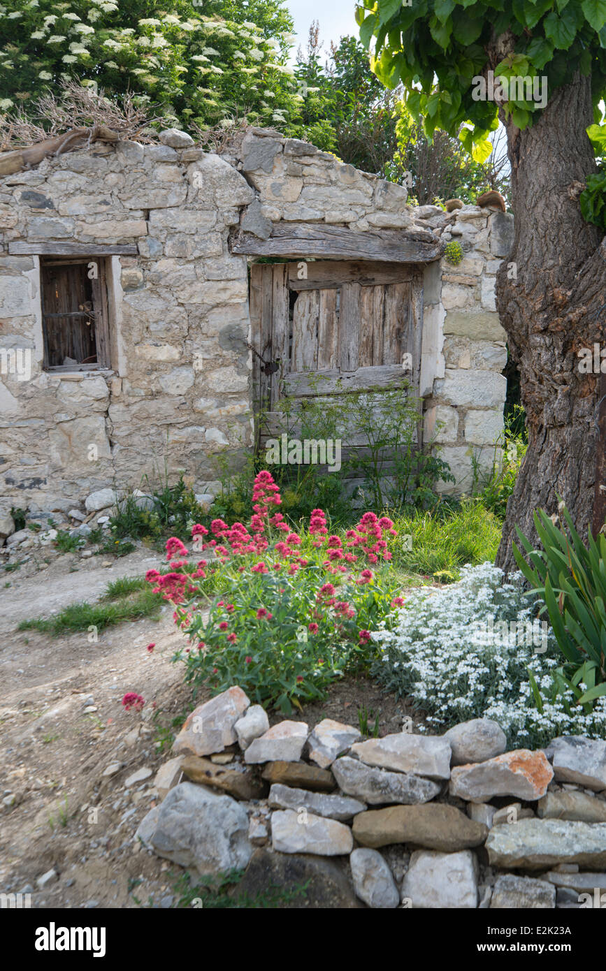Derelict Barn, Provence, France Stock Photo - Alamy