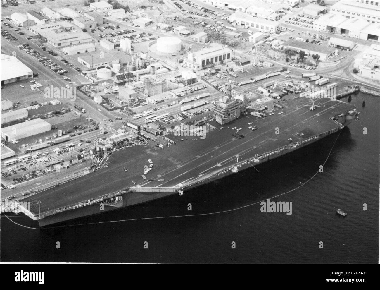 The USS Nimitz (CVN-68), a nuclear-powered aircraft carrier, is a ...