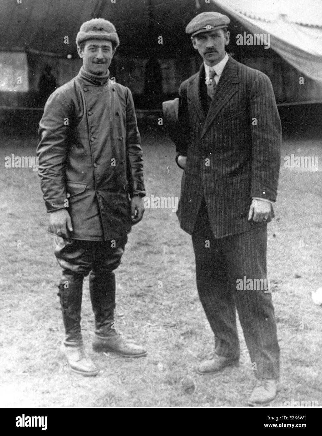 This historic photo from the 1910 Los Angeles Air Meet shows aviators ...