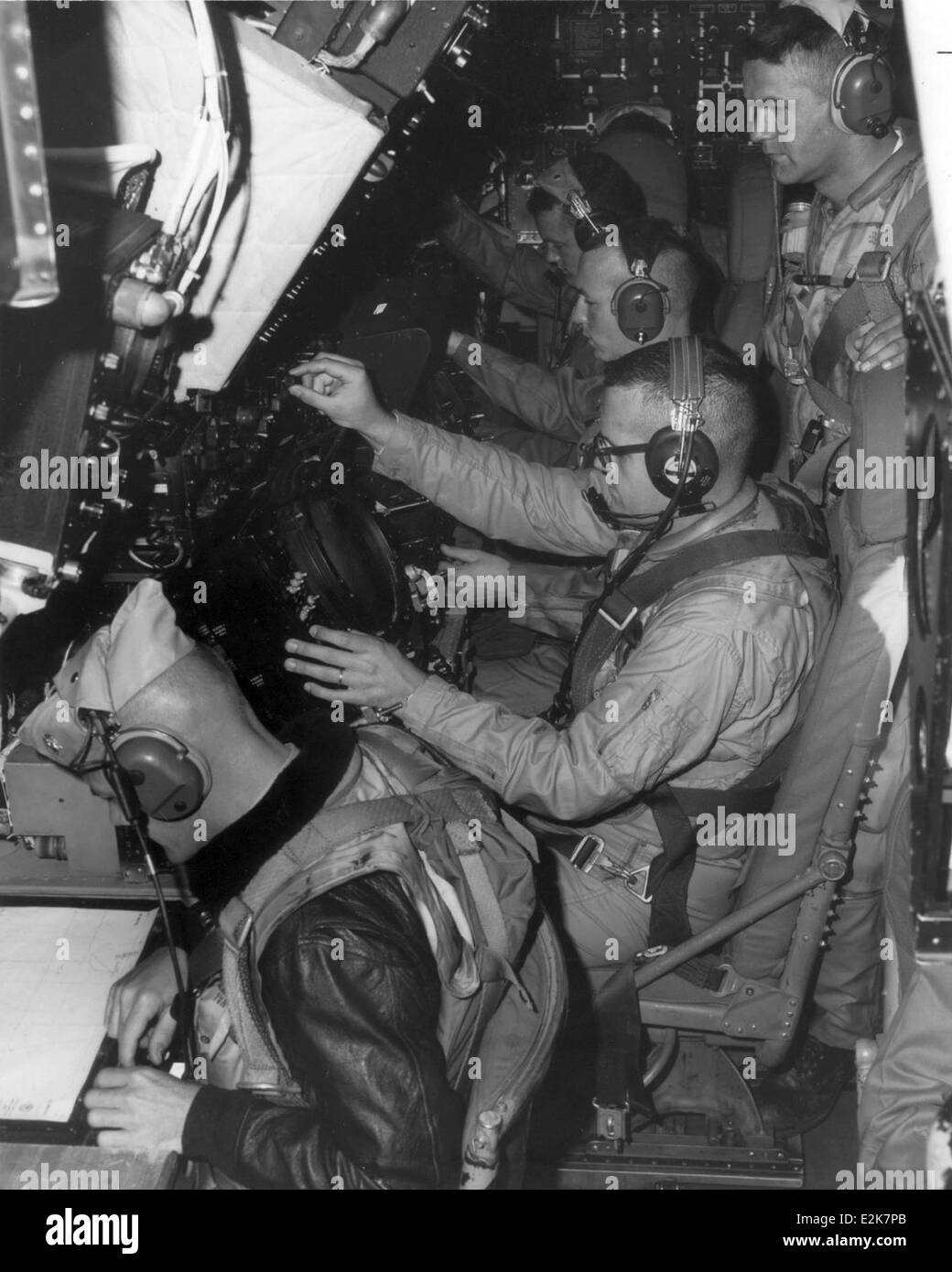 A photo showing the VP-31 crew during training at NAS Norfolk Island ...