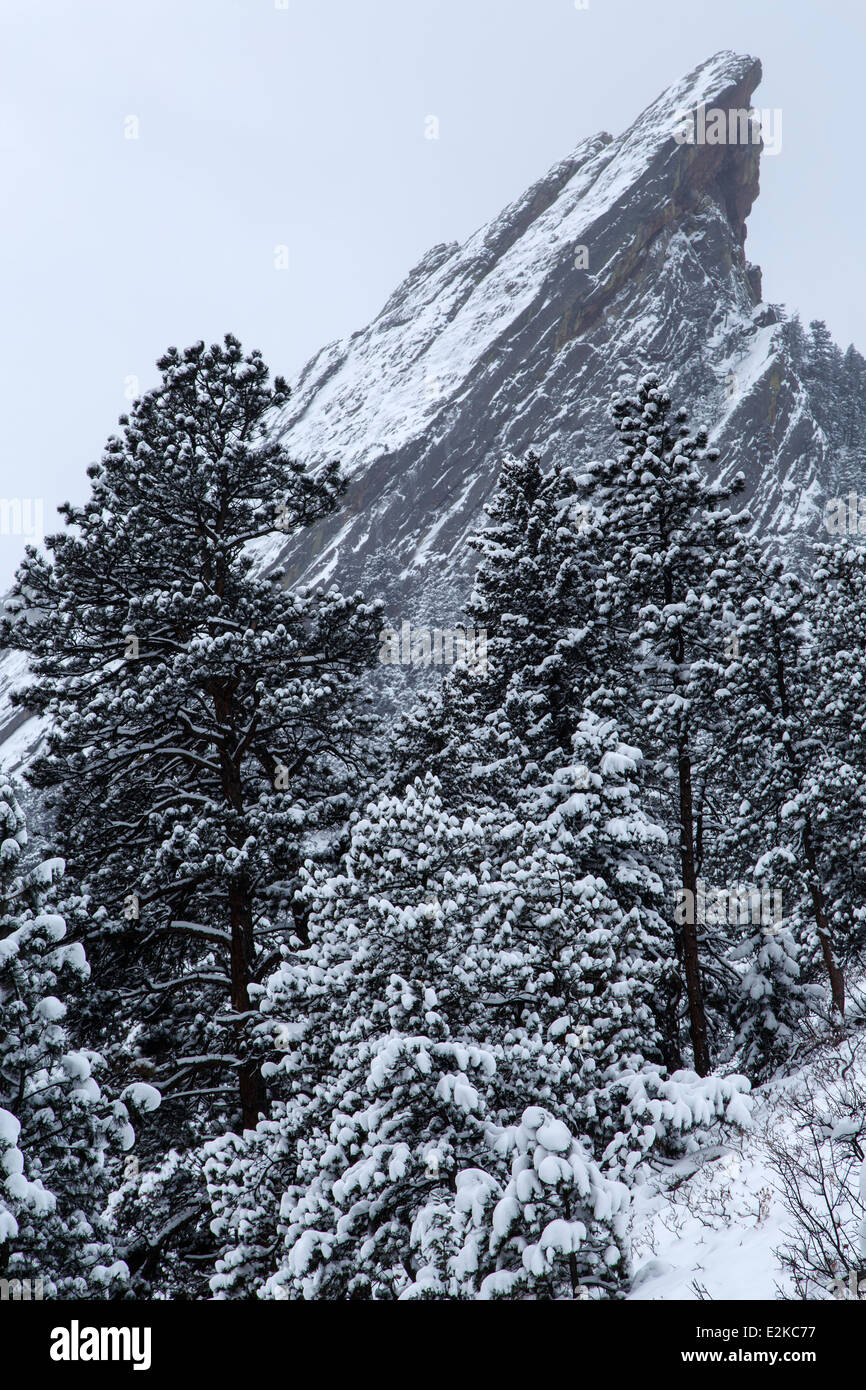 Boulder snow hi-res stock photography and images - Alamy