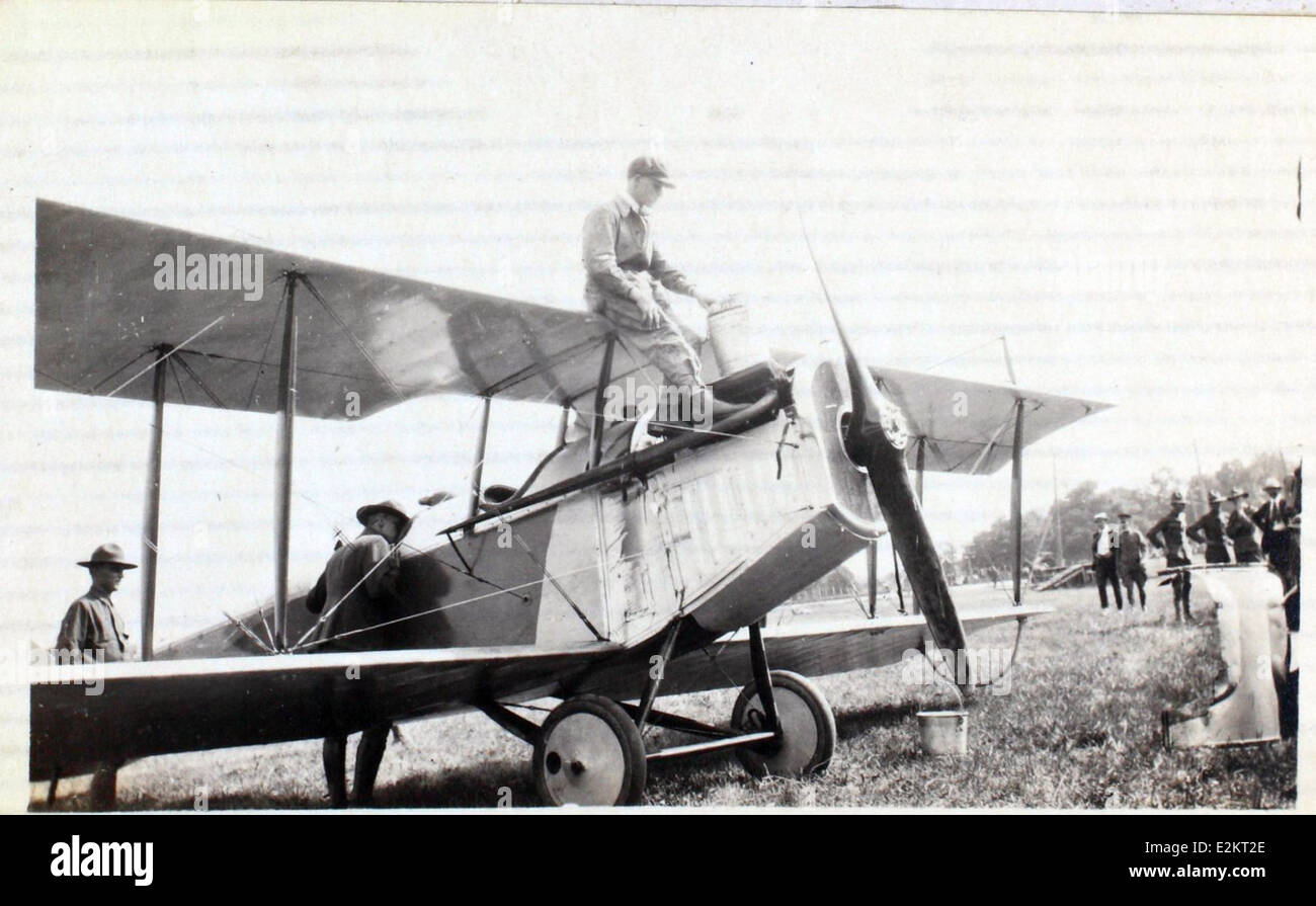 The AL-88A aircraft, piloted by Albert Menasco and Art Smith, was a ...