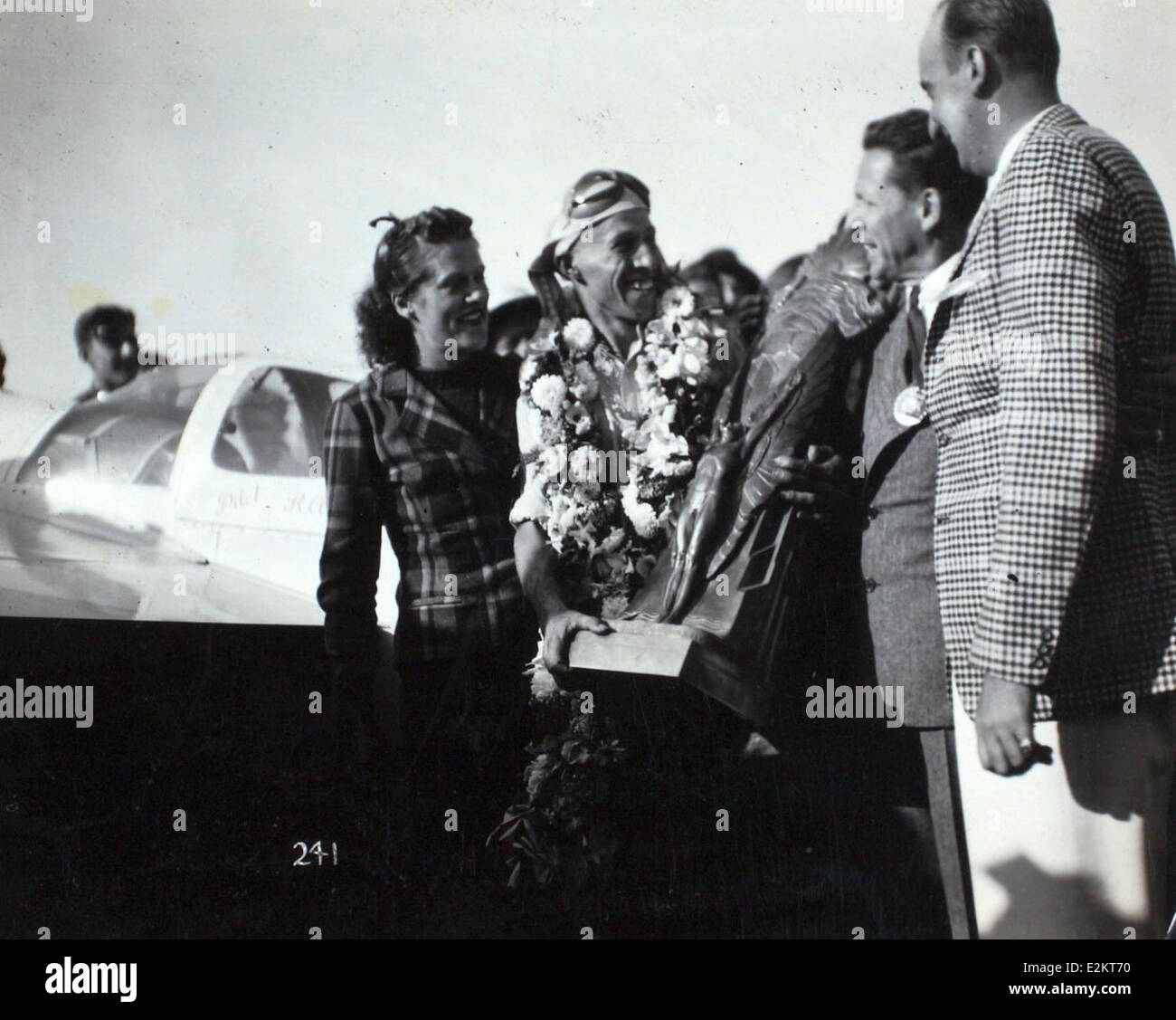 AL-88A Al Menasco Album Image 000017 Stock Photo - Alamy