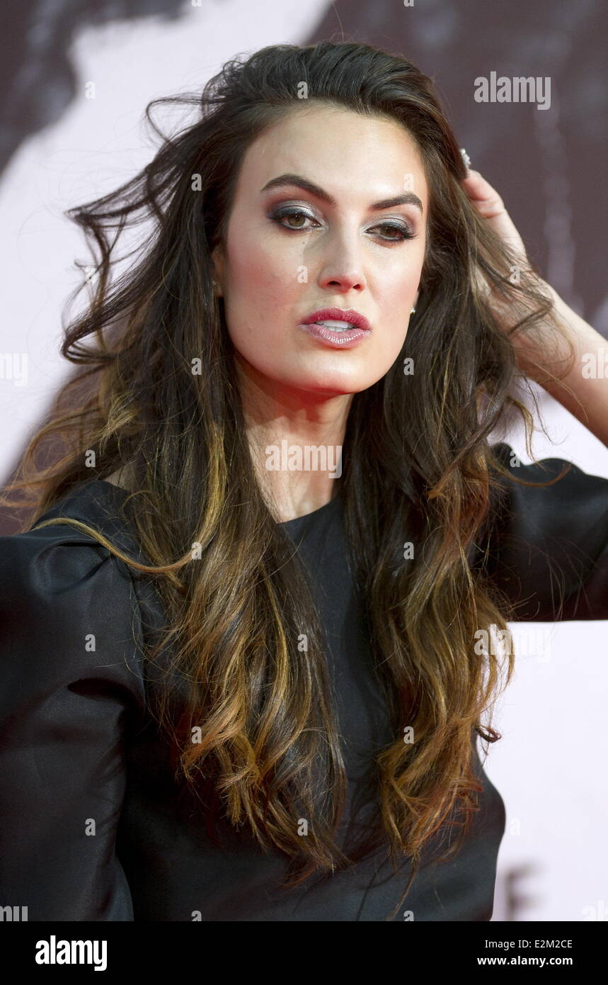 Elizabeth Chambers at Lone Ranger premiere at Cinestar movie theater at ...