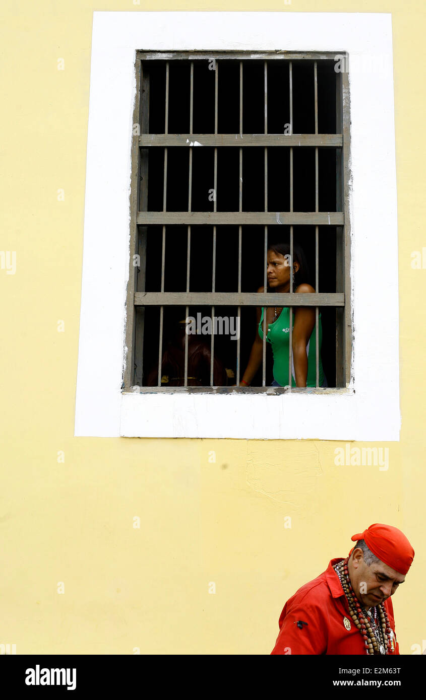 San Francisco de Yare, Miranda, Venezuela. 18th June, 2014. Residents ...