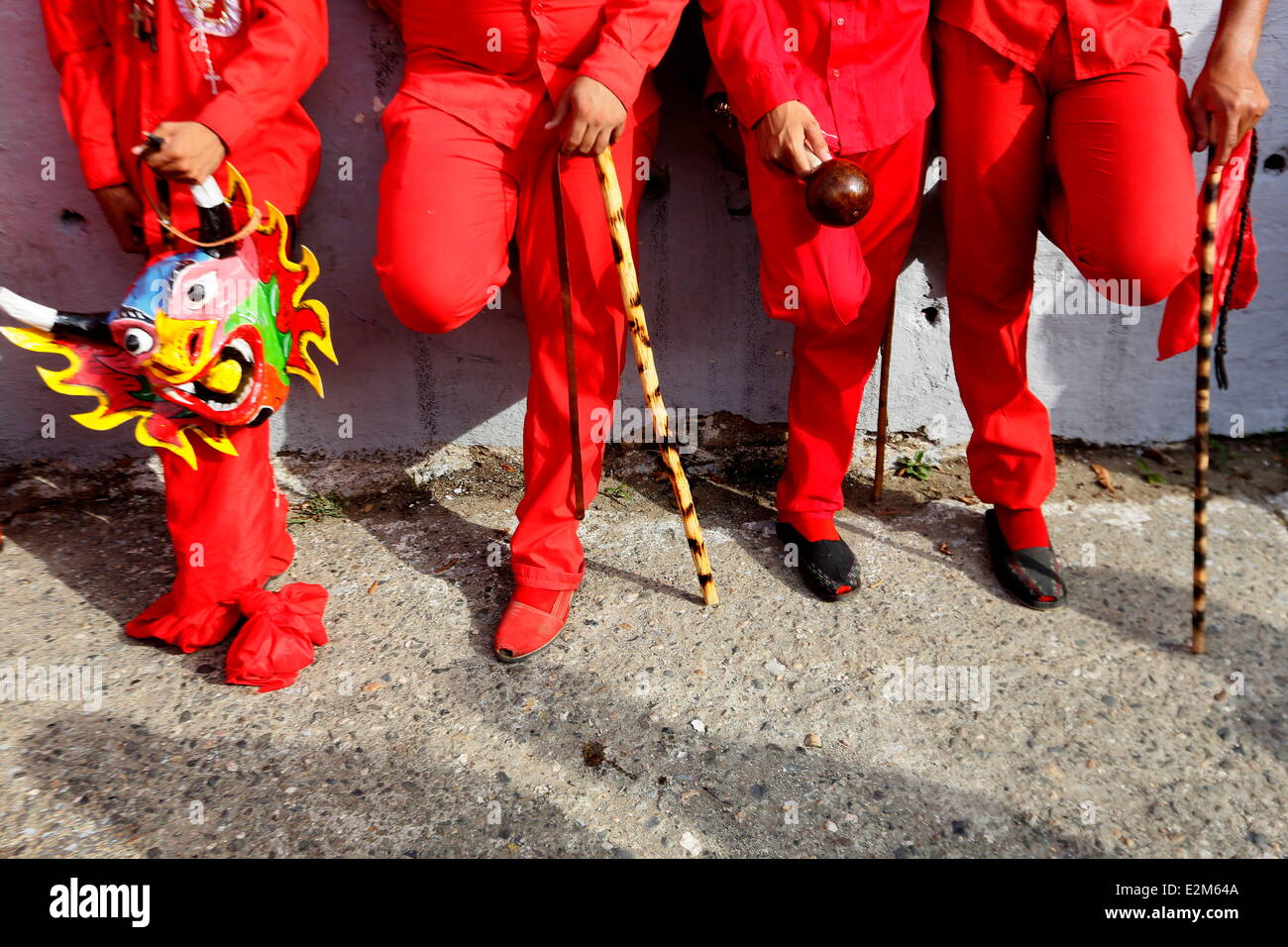 San Francisco de Yare, Miranda, Venezuela. 18th June, 2014. Residents ...