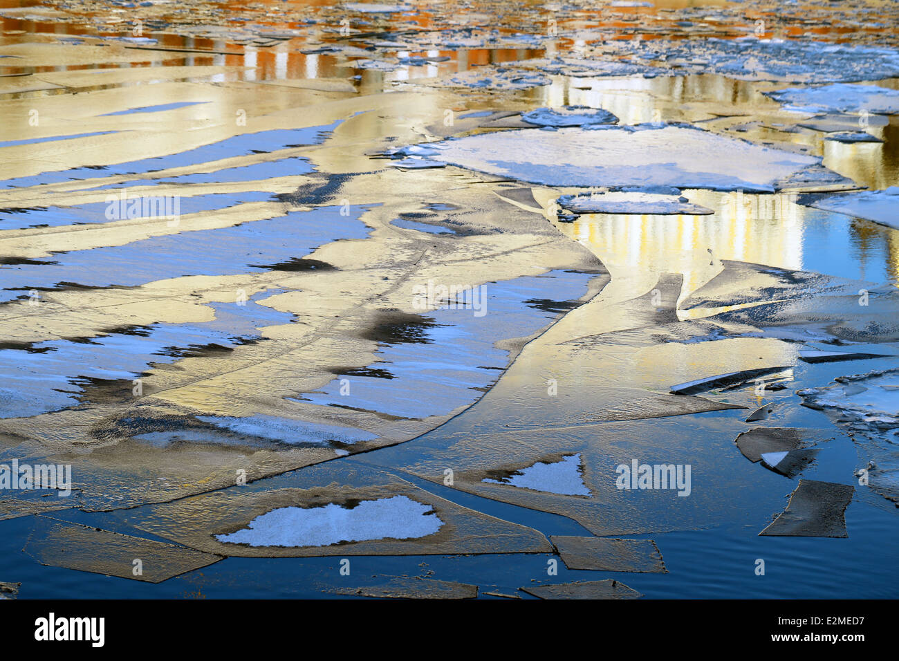 Ice floe in winter hi-res stock photography and images - Alamy