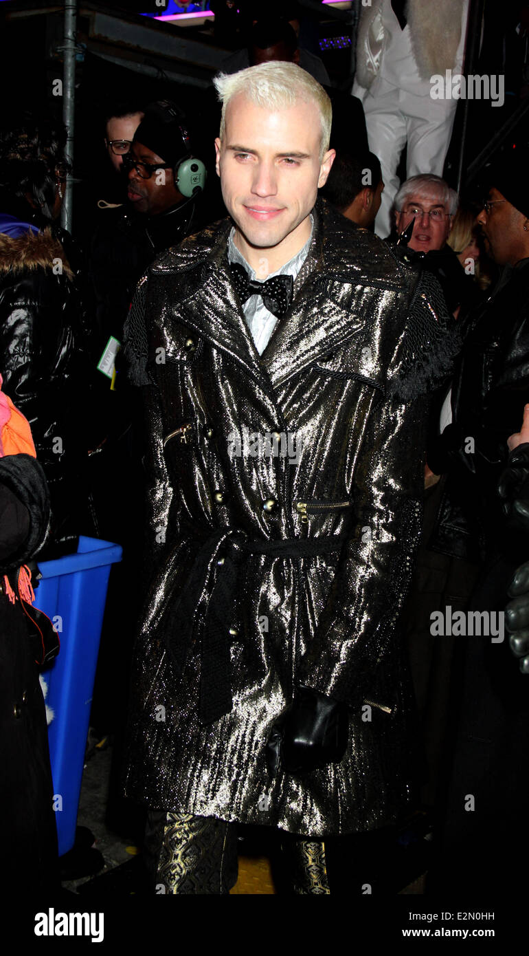 Celebrities in Times Square for the New Year's Eve celebrations Where ...
