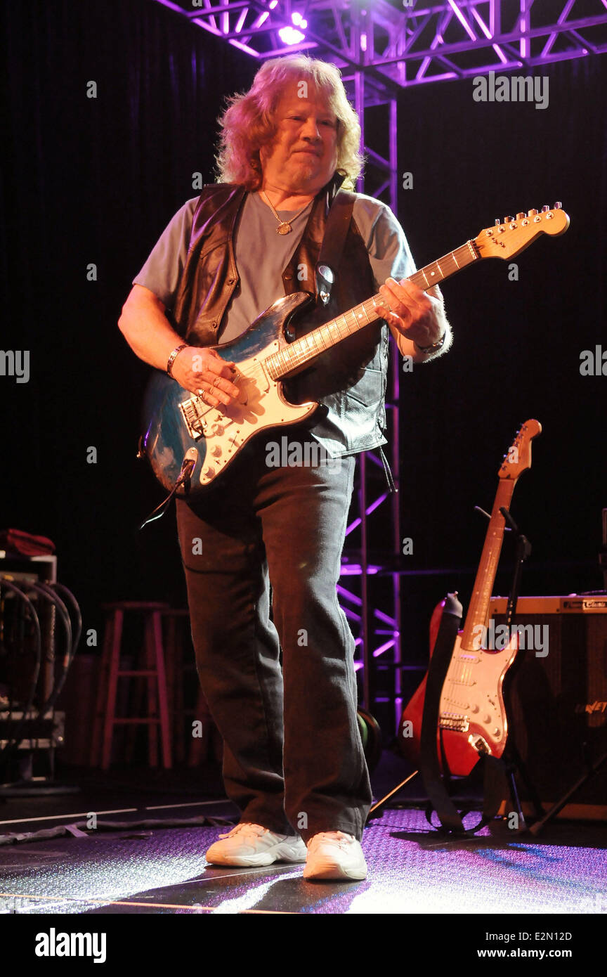 Three Dog Night performing at Seminole Casino Coconut Creek Featuring ...