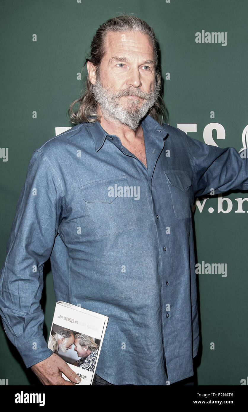 Jeff Bridges and Bernie Glassman speak about their new book 'The Dude ...