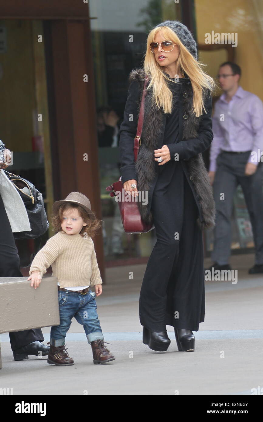 Rachel Zoe out shopping with her son Skyler at Kitson Featuring: Rachel ...