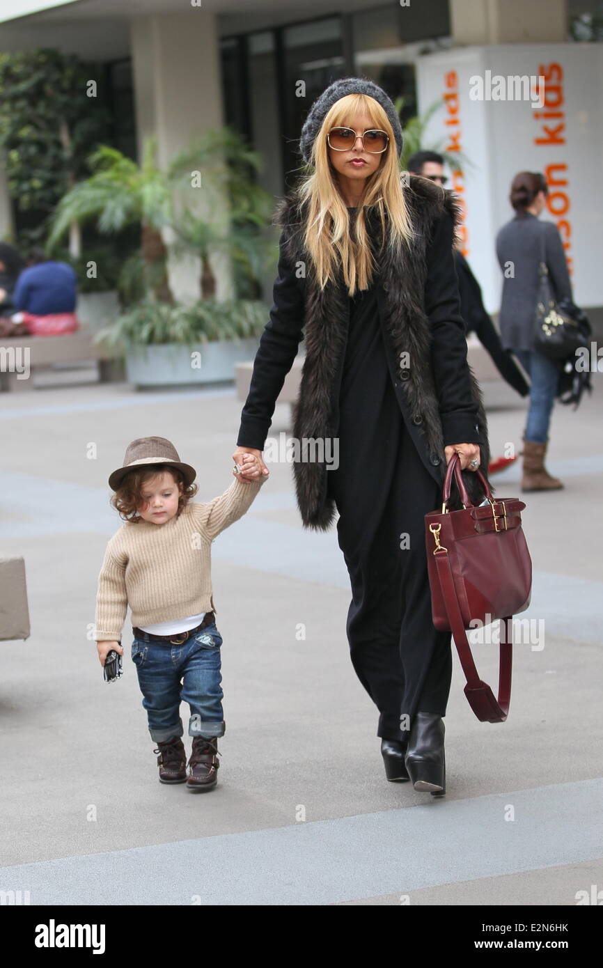 Rachel Zoe out shopping with her son Skyler at Kitson Featuring: Rachel ...
