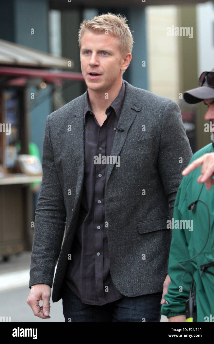 'The Bachelor' star Sean Lowe at The Grove to appear on entertainment ...