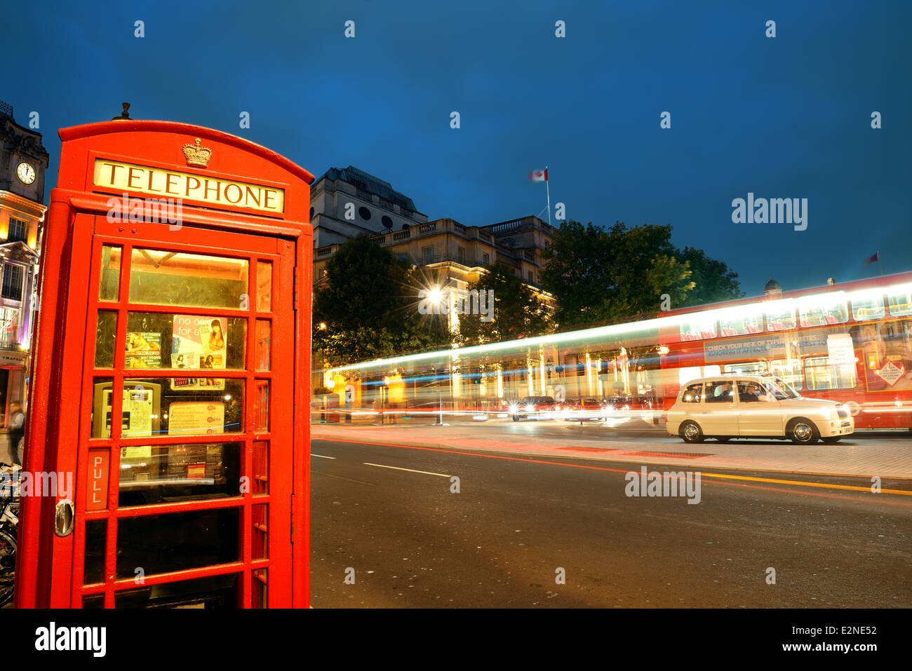 London Street view with iconic telephone box Stock Photo - Alamy