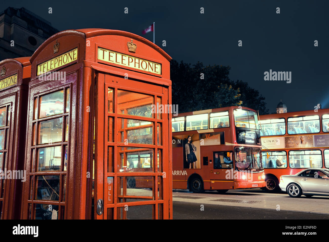 London Street view with iconic telephone box Stock Photo - Alamy