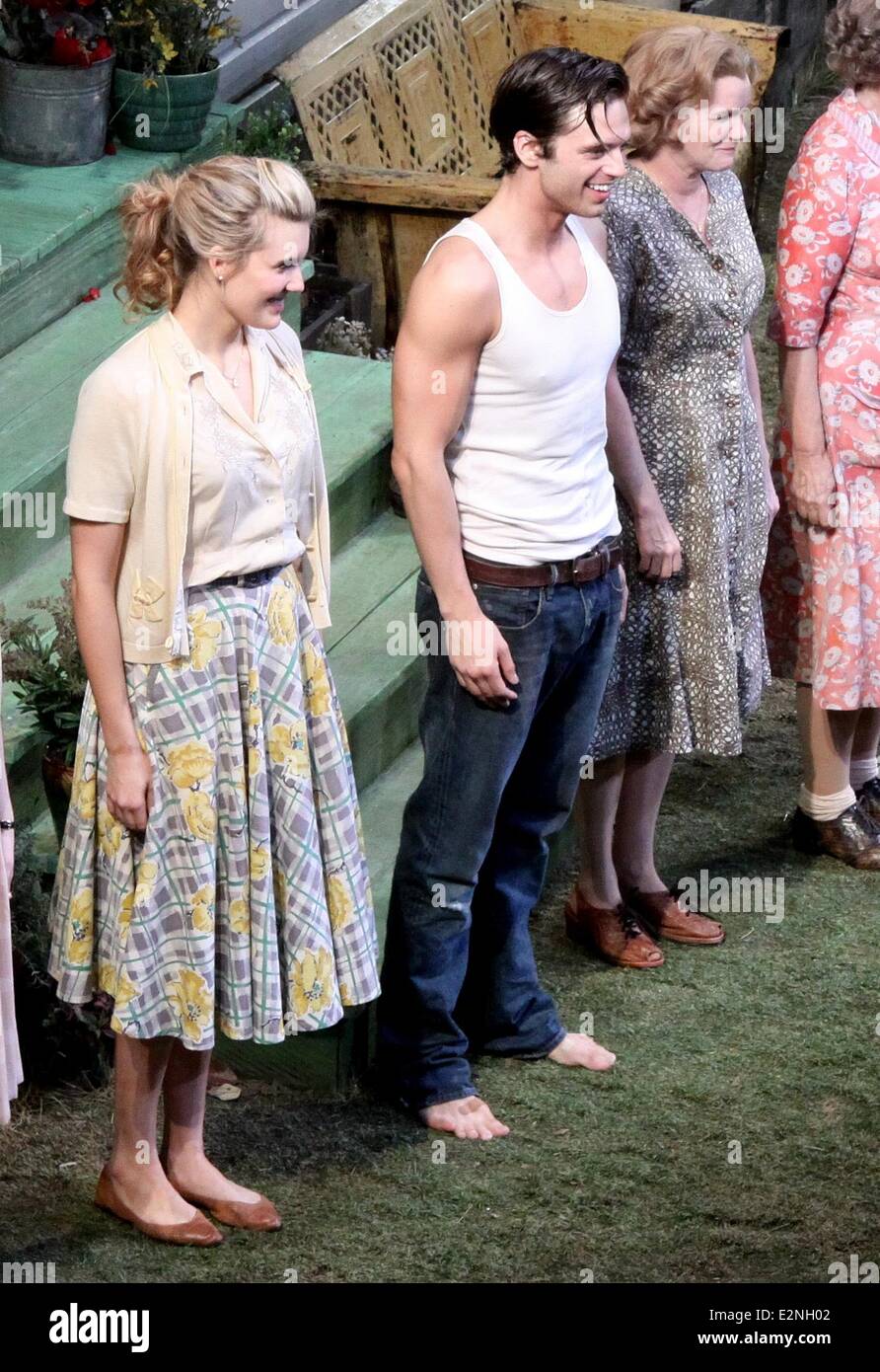 The opening night curtain call for ‘Picnic’ at the American Airlines ...