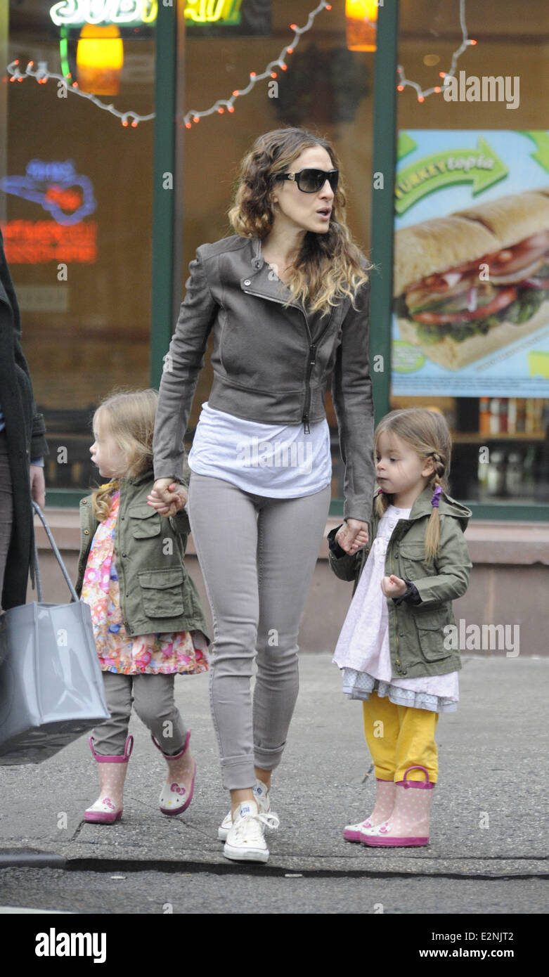 Sarah Jessica Parker takes her twin daughters Marion and Tabitha to ...
