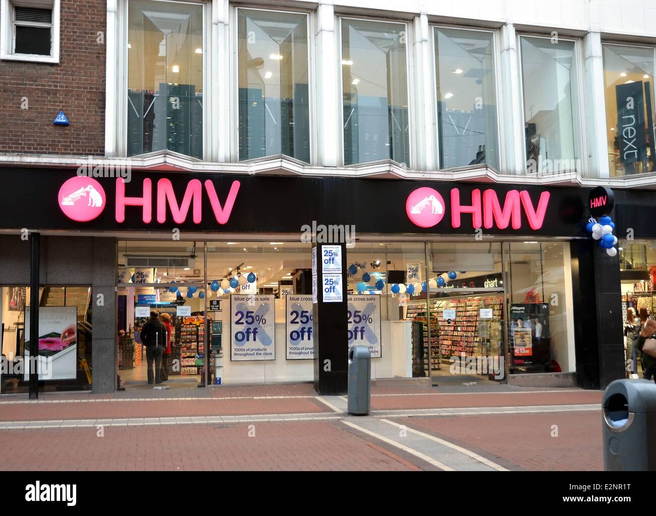 Administrators hmv hi-res stock photography and images - Alamy