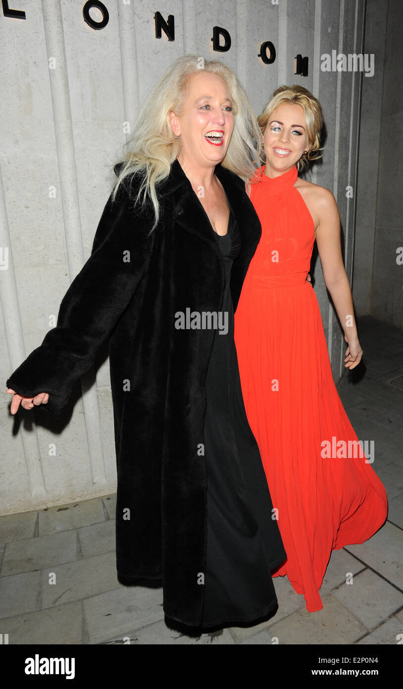 Lydia Rose Bright celebrates her 22nd birthday with her mother and ...