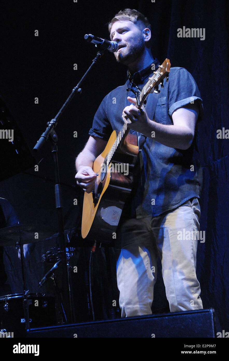 Ronan Keating And Brian Mcfadden High Resolution Stock Photography and ...