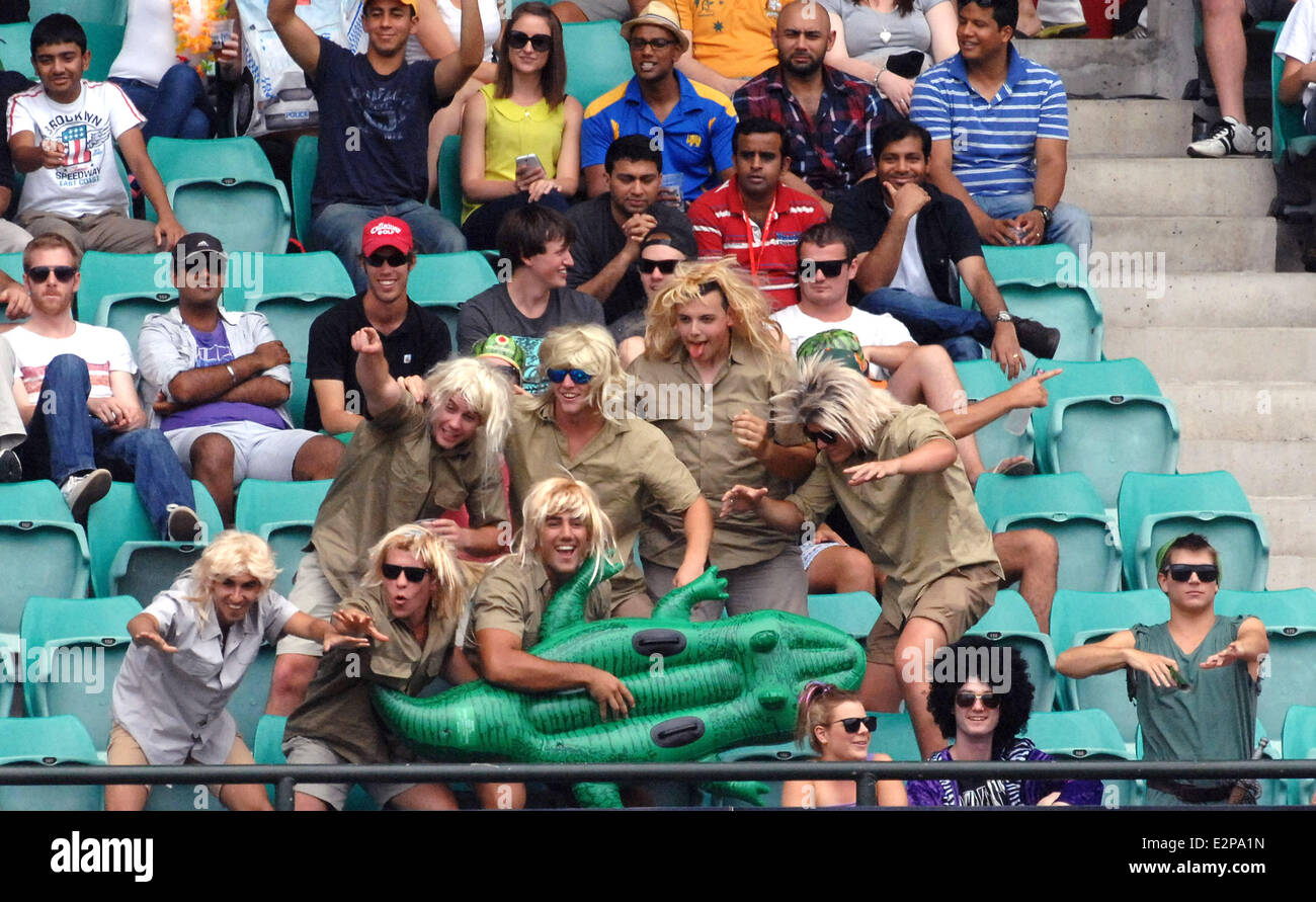 Australian cricket fans pay hommage to the late wildlife crusader ...