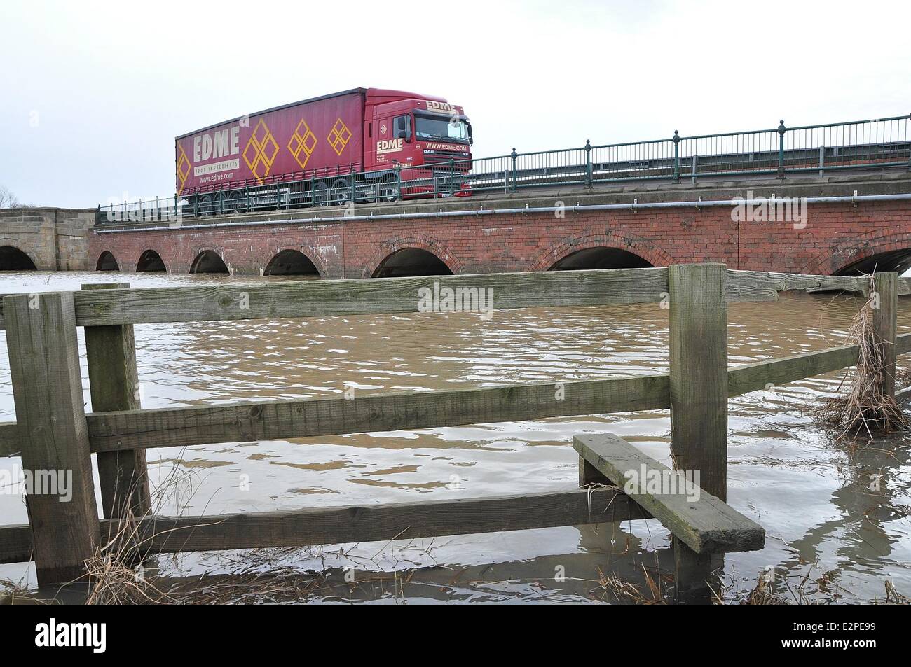 Bubwith bridge hi-res stock photography and images - Alamy